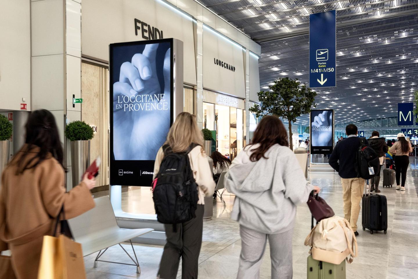 JCDecaux & Displayce 1st global airport programmatic DOOH offer
